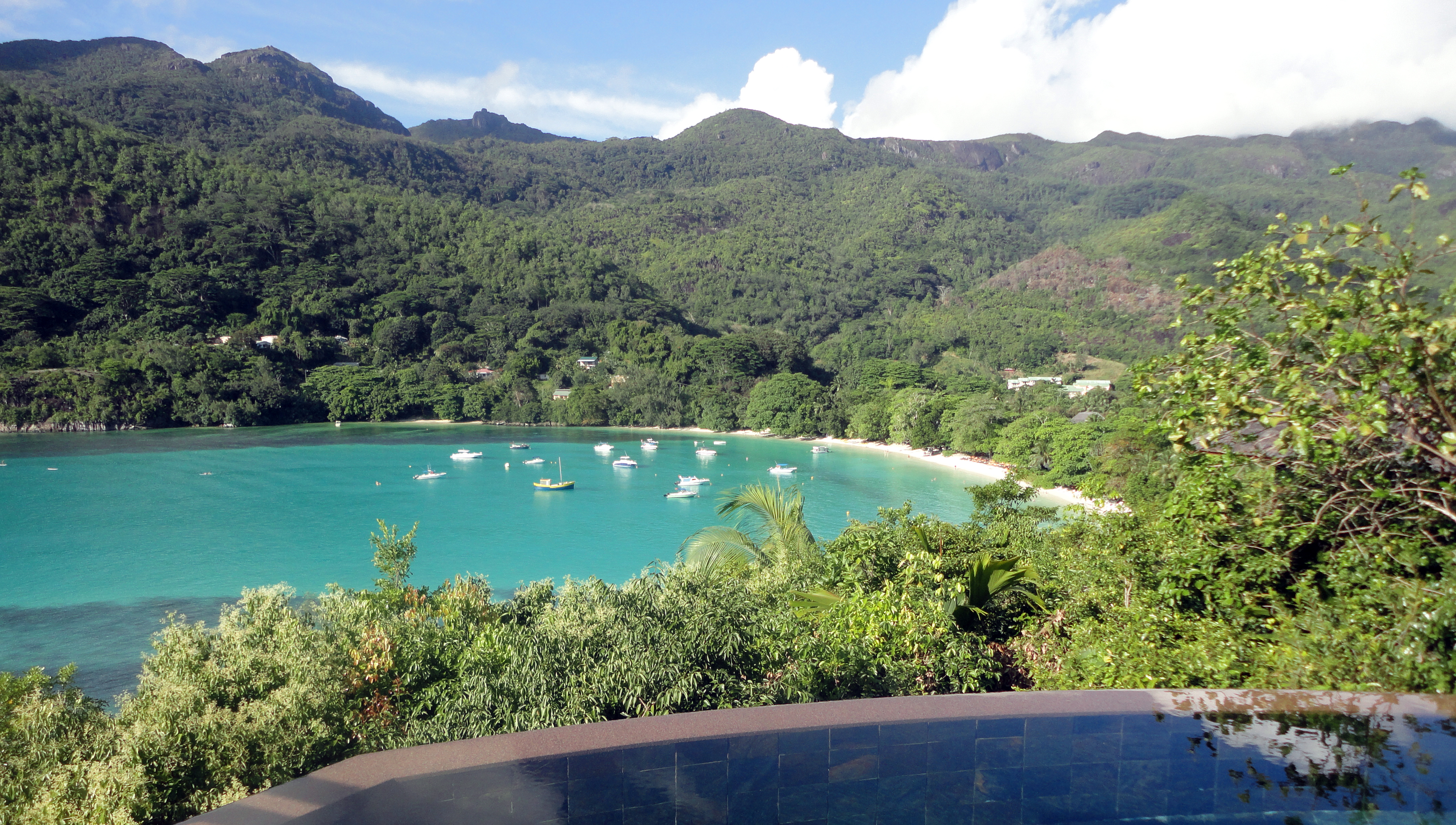 Seychelly – ostrov Mahé – Constance Ephelia – Hillside vila