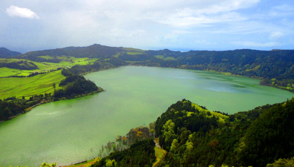 Azory-Sao-Miguel-jezero-Furnas